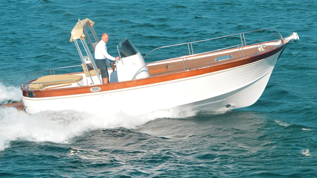 Libeccio 8.50 open | Navis Marine